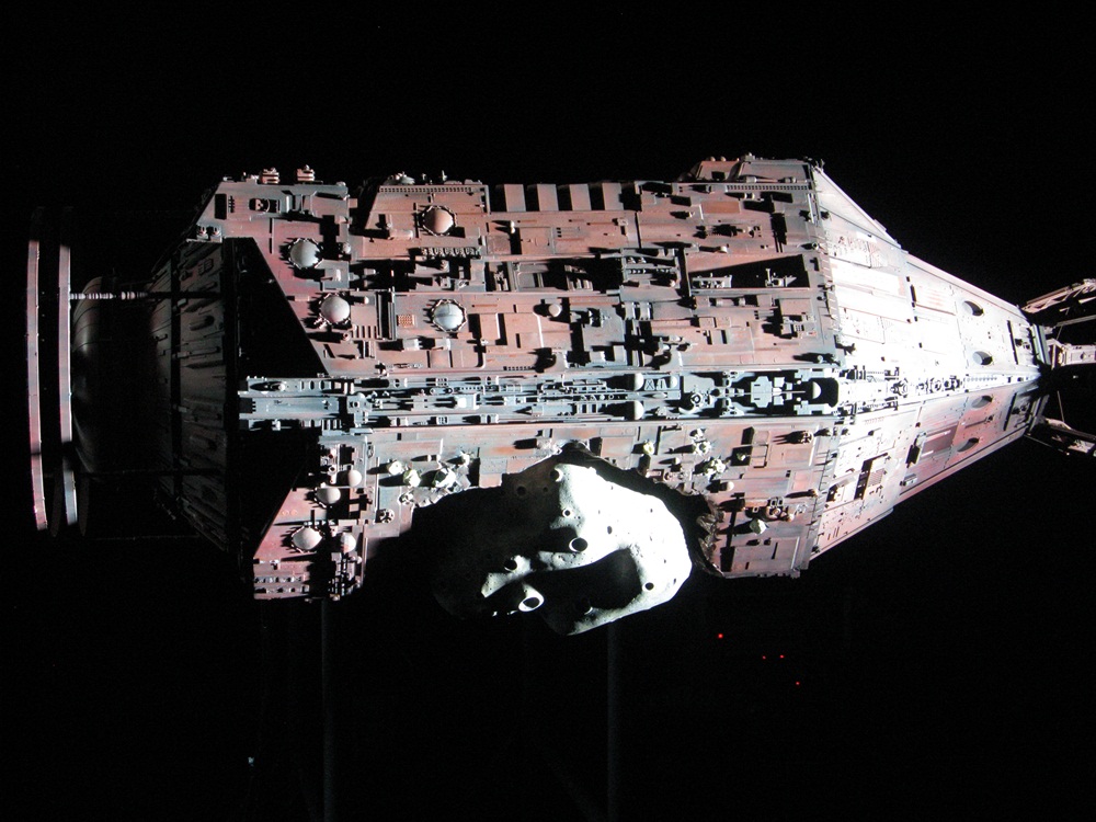 Red Dwarf Ship Model Kit
